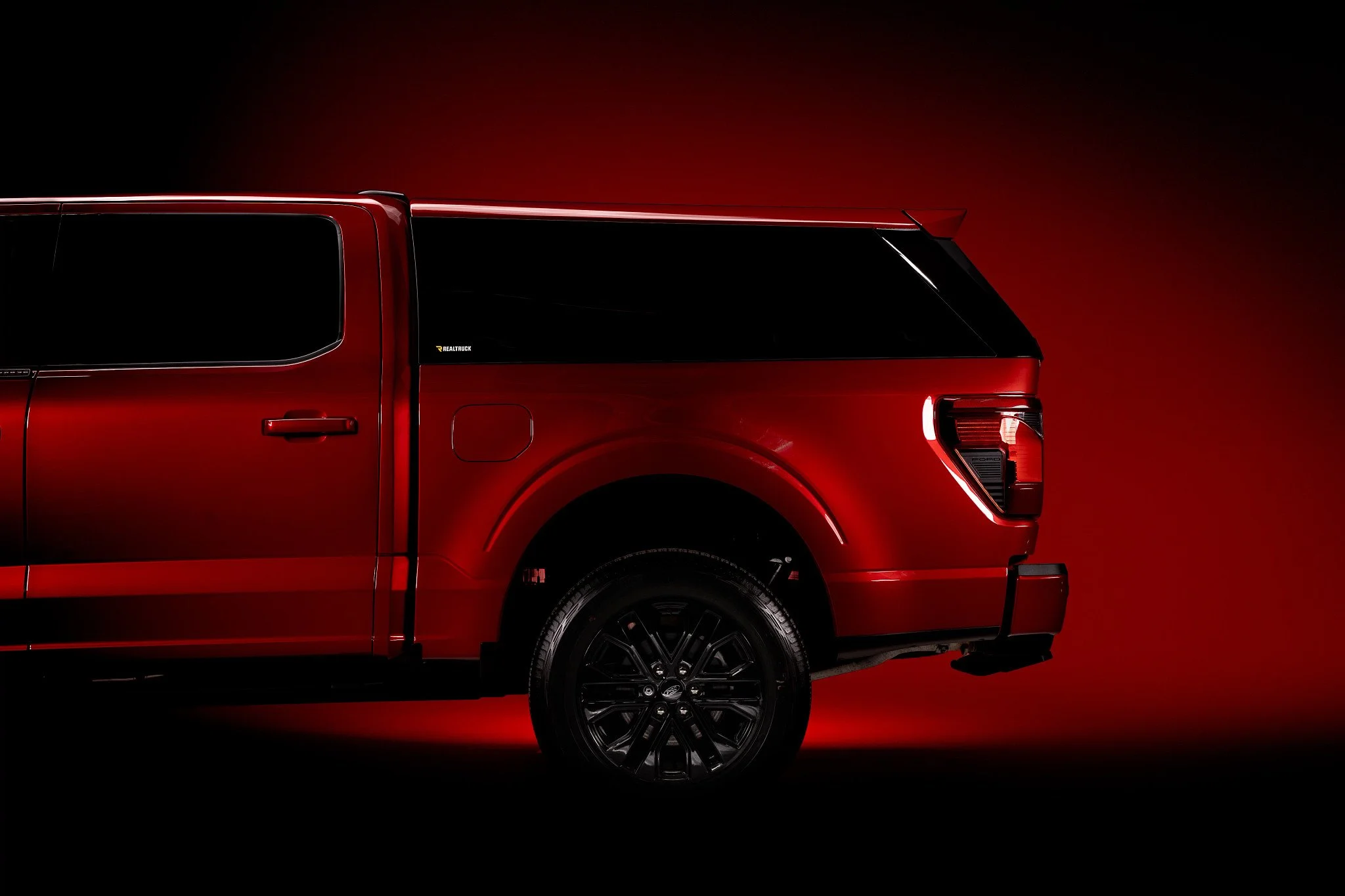 Apex — R & S TRUCK CAPS