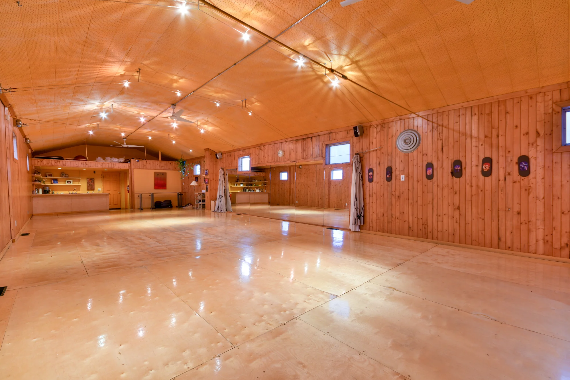 Studios & Facilities — FadaDance Studio