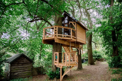 10 innovative tree house designs — Treehouse Builders UK | Treehouses ...