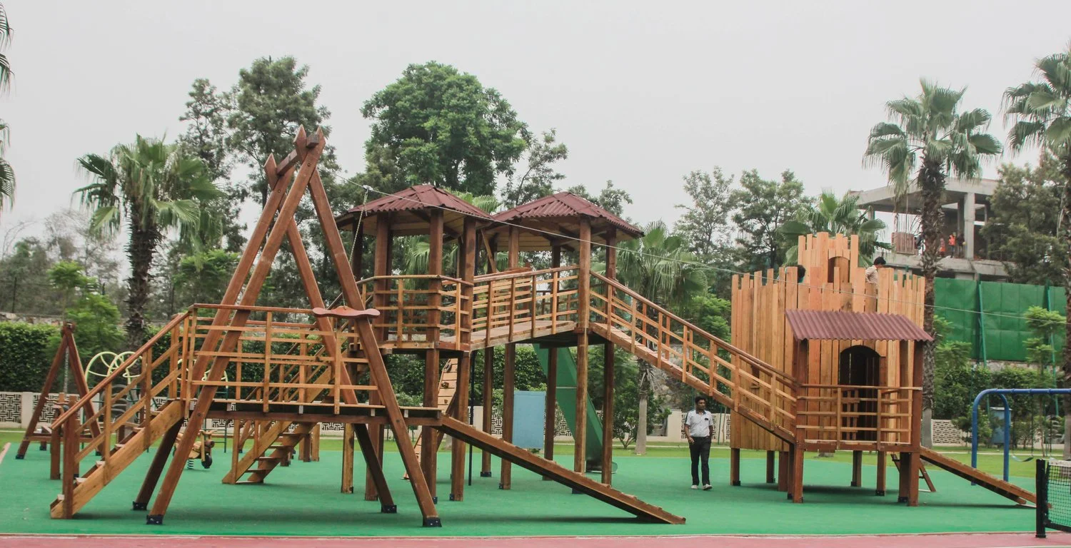 Our Guide to Treehouse Safety For Children — Treehouse Builders UK ...