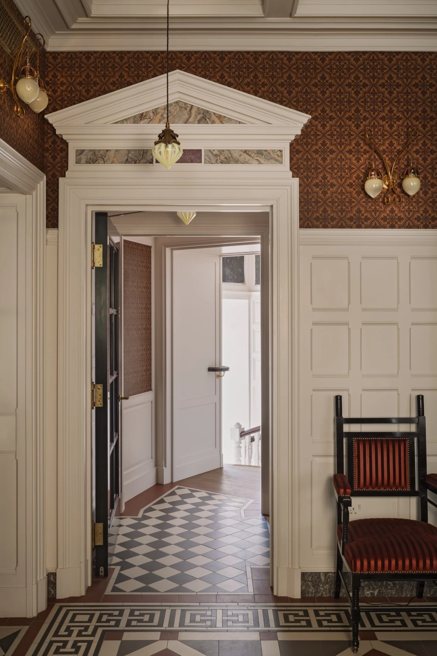 At Sloane", François-Joseph Graf — THE LONDON LIST