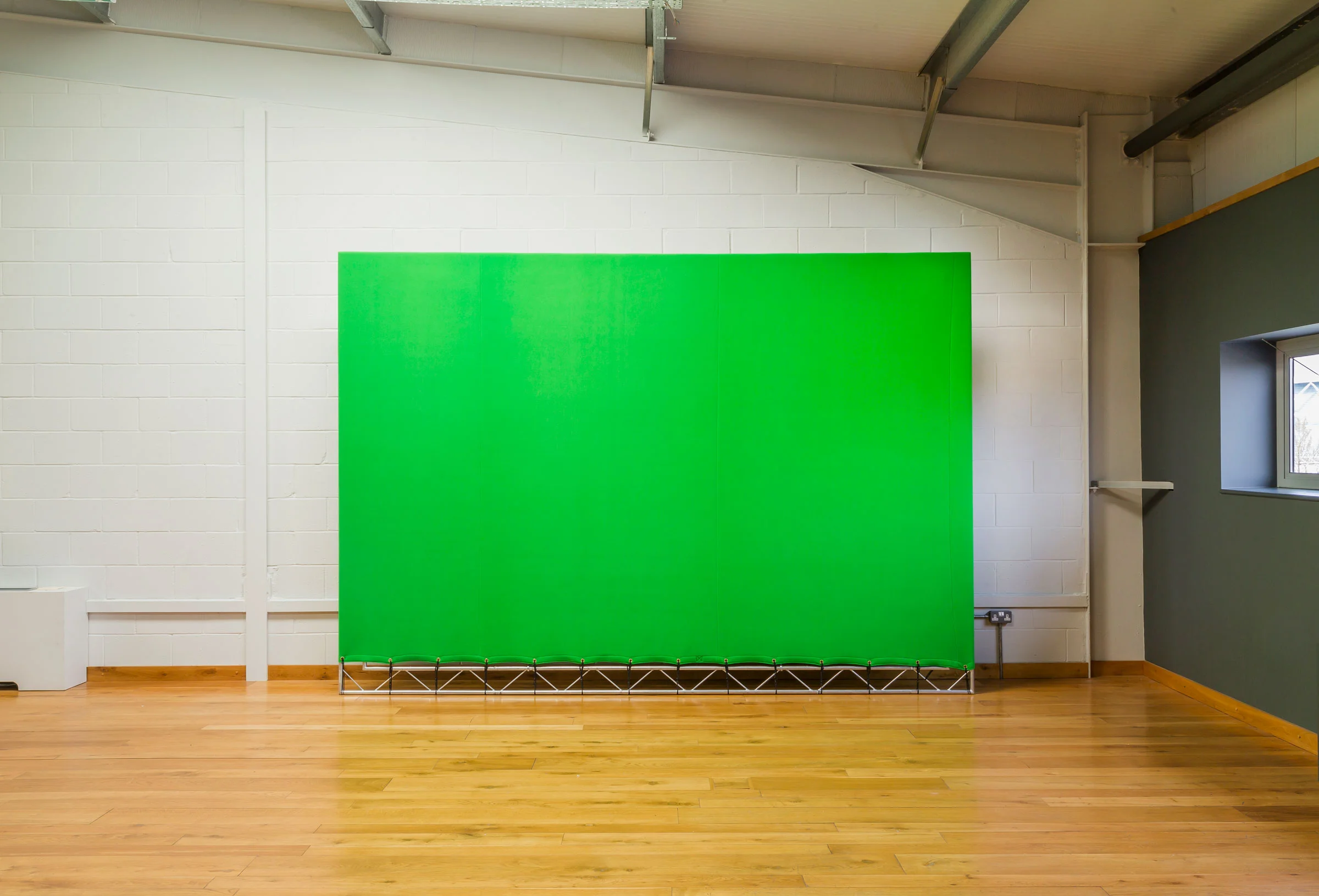 VFX 100 Chromakey Backdrop | Bristol VFX — Bristol VFX