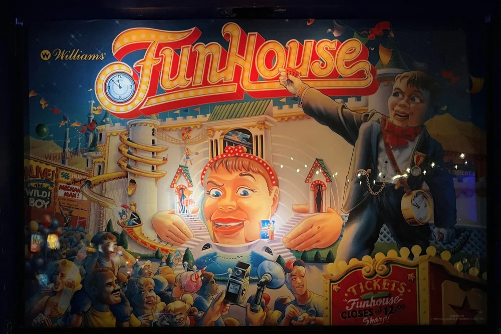 Funhouse Pinball Backglass