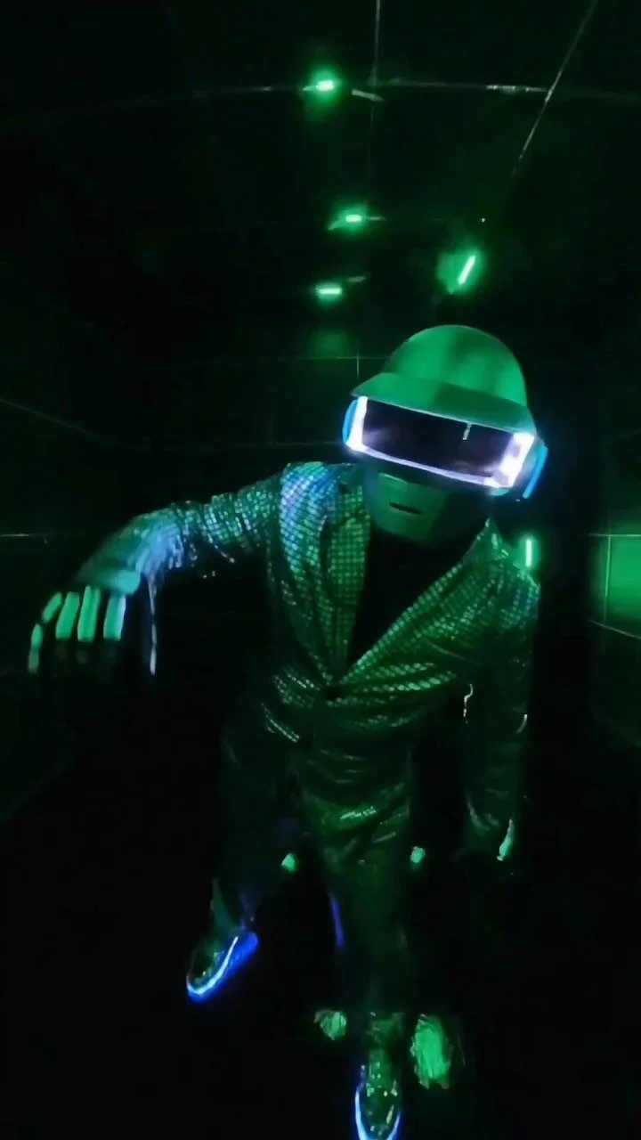 Wonder Chamber - San Antonio's #1 Immersive Experience