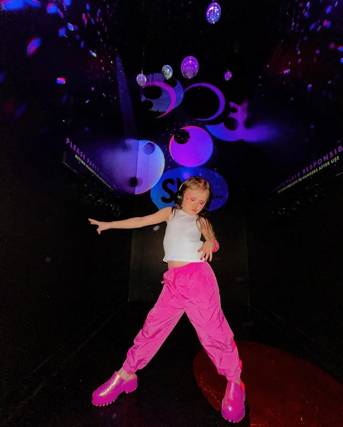 Wonder Chamber - San Antonio's #1 Immersive Experience