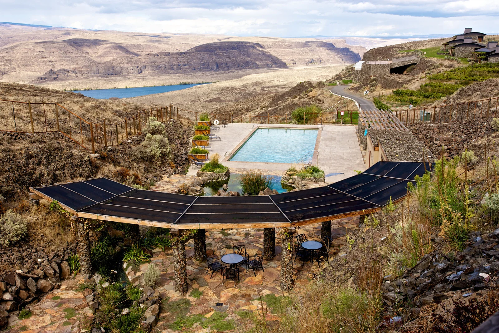 Cave B Inn & Spa Resort