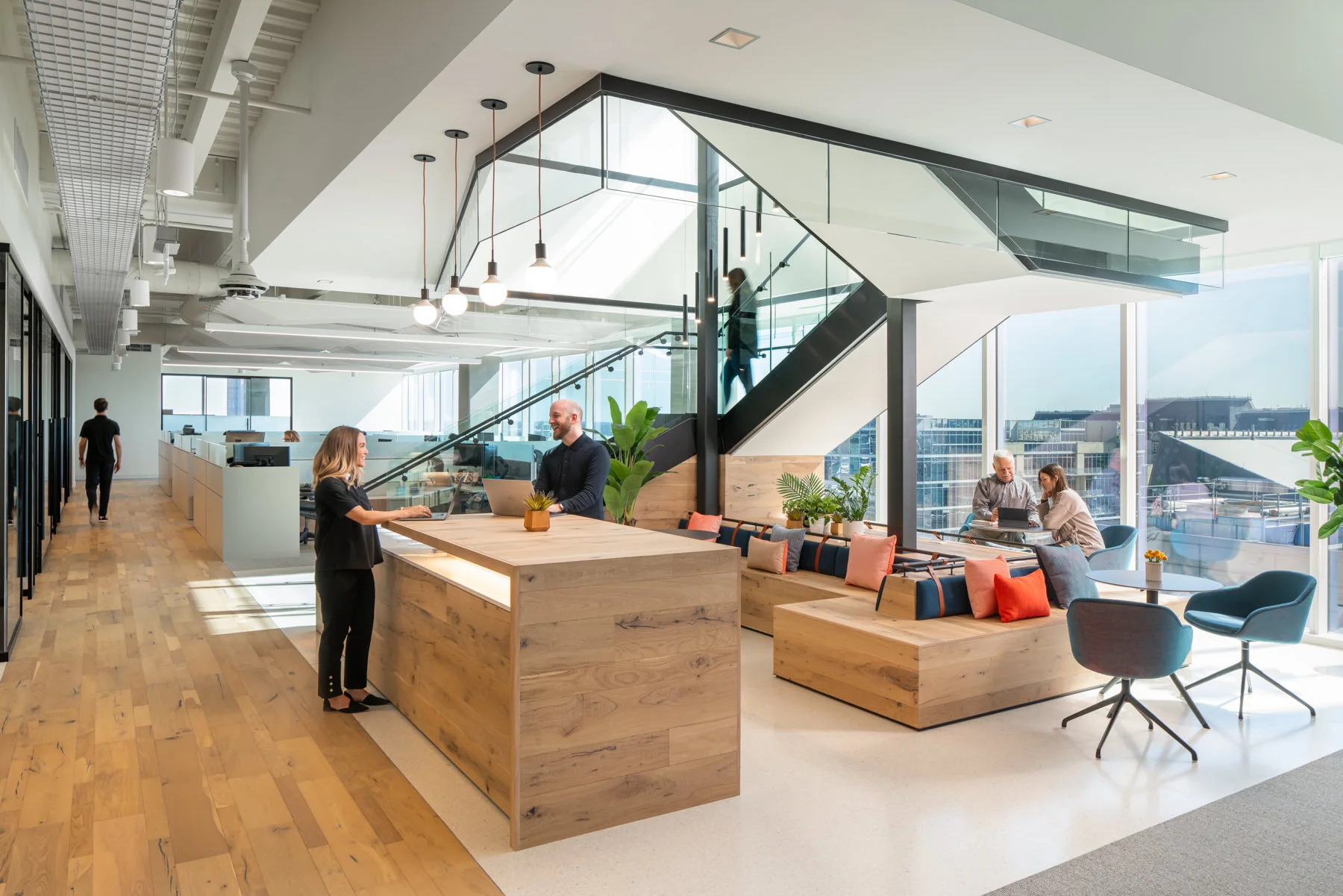 Corporate Interiors — James R. Thompson, Inc.