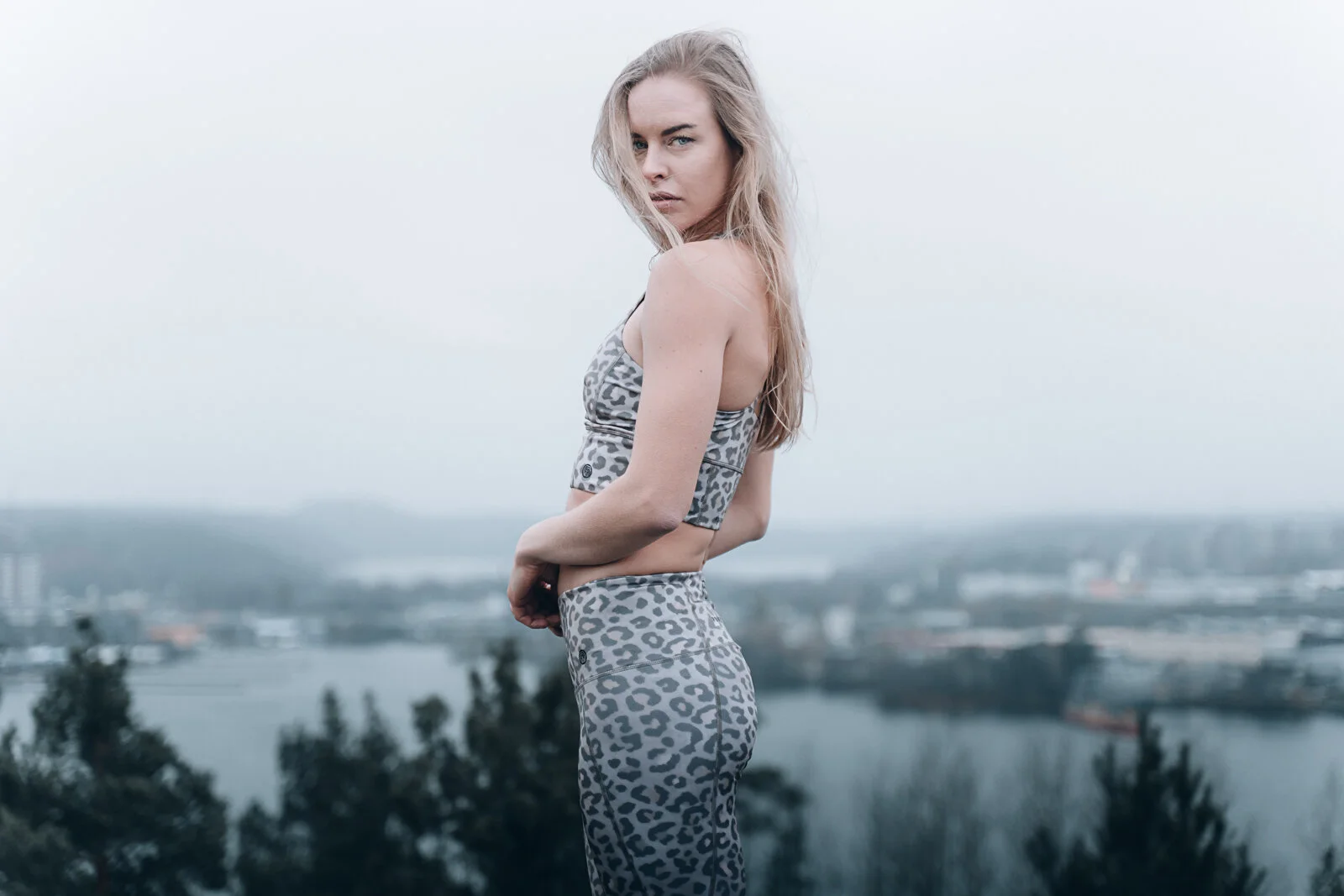 PowerWoman — Viggo Lundberg