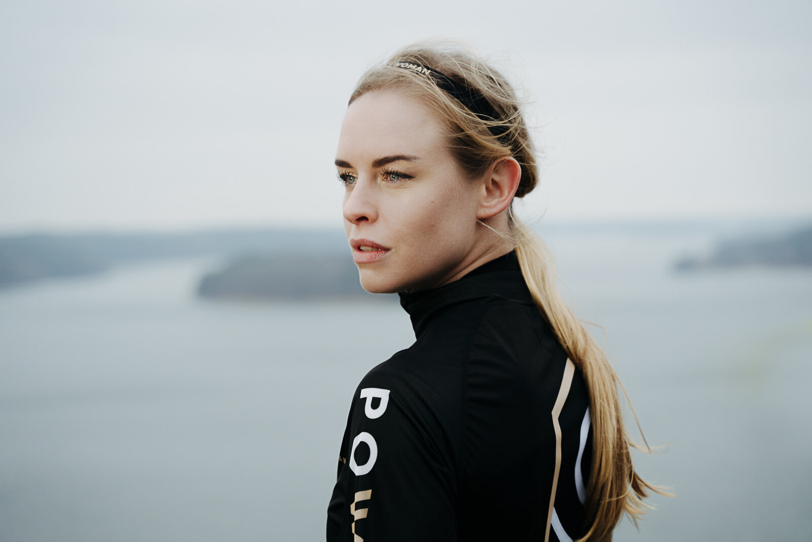 PowerWoman — Viggo Lundberg