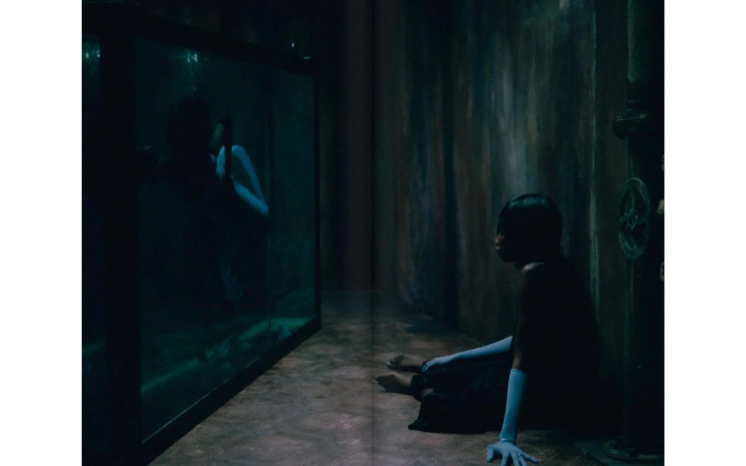 Queens and Dreams: Gabriel Moses’s Regina — PhotoBook Magazine