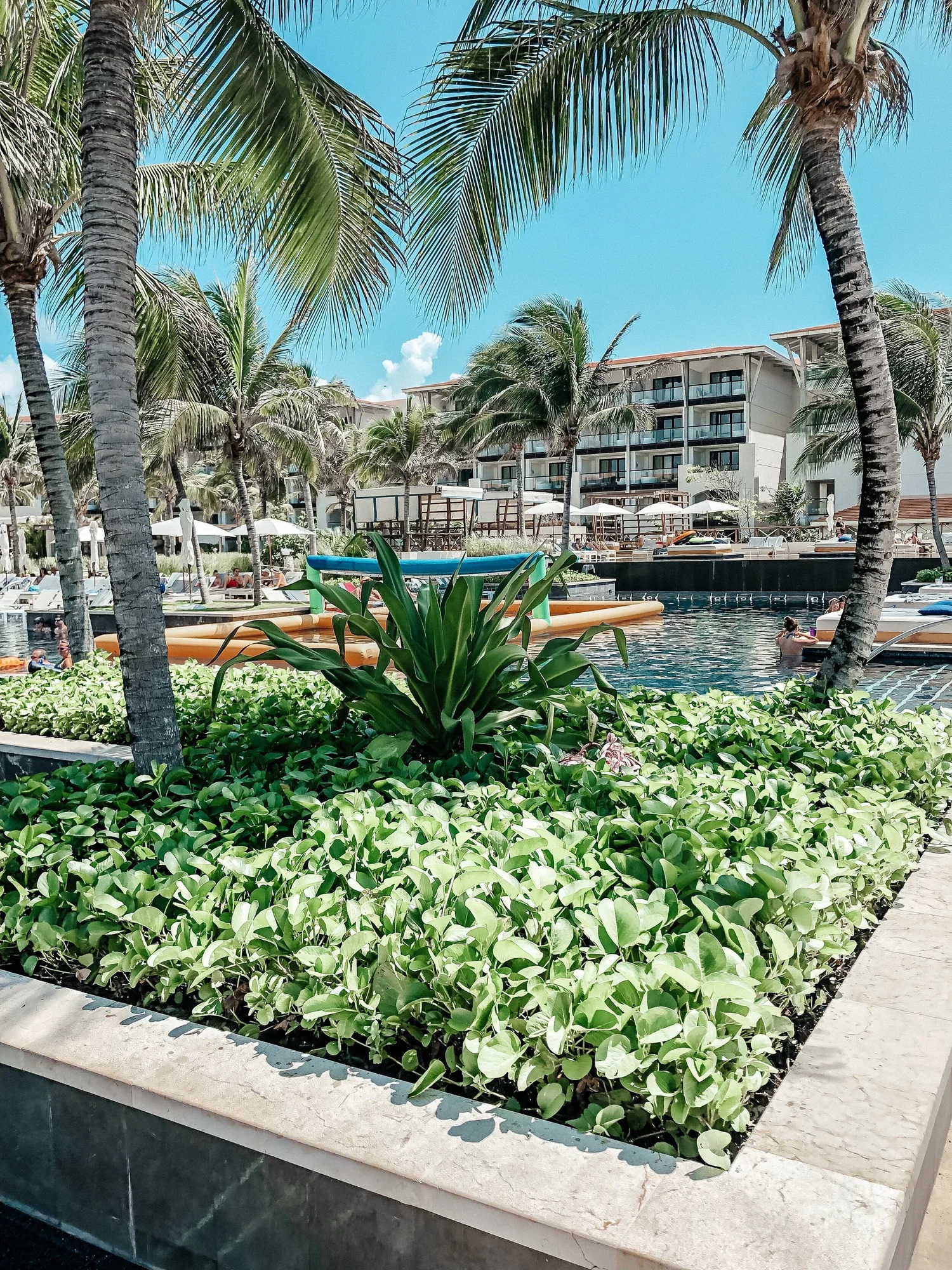 UNICO 20°87° – Resort Review — Emily Parsons