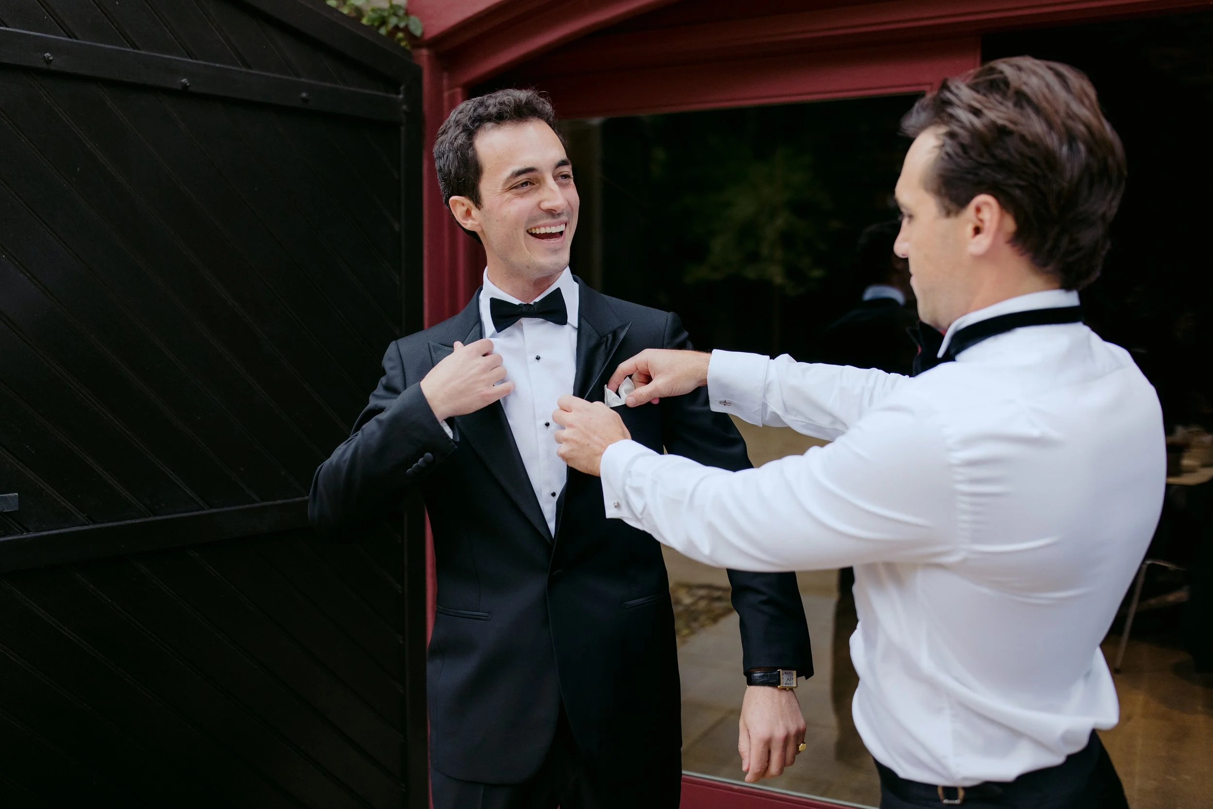 Emma & Riley — Romance, Rain, Champagne Showers — Mona Farm