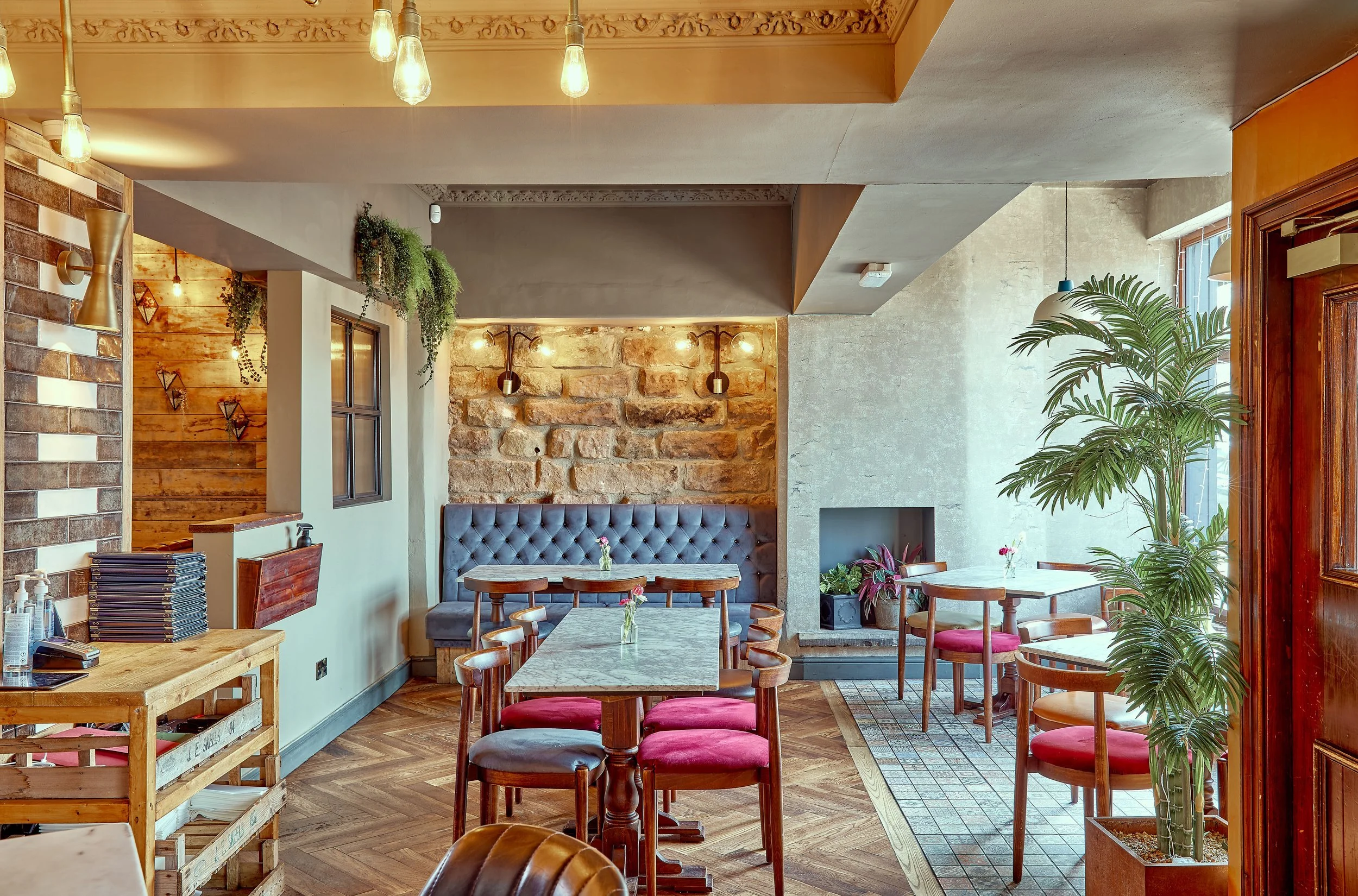 About Harrogate — Three's A Crowd