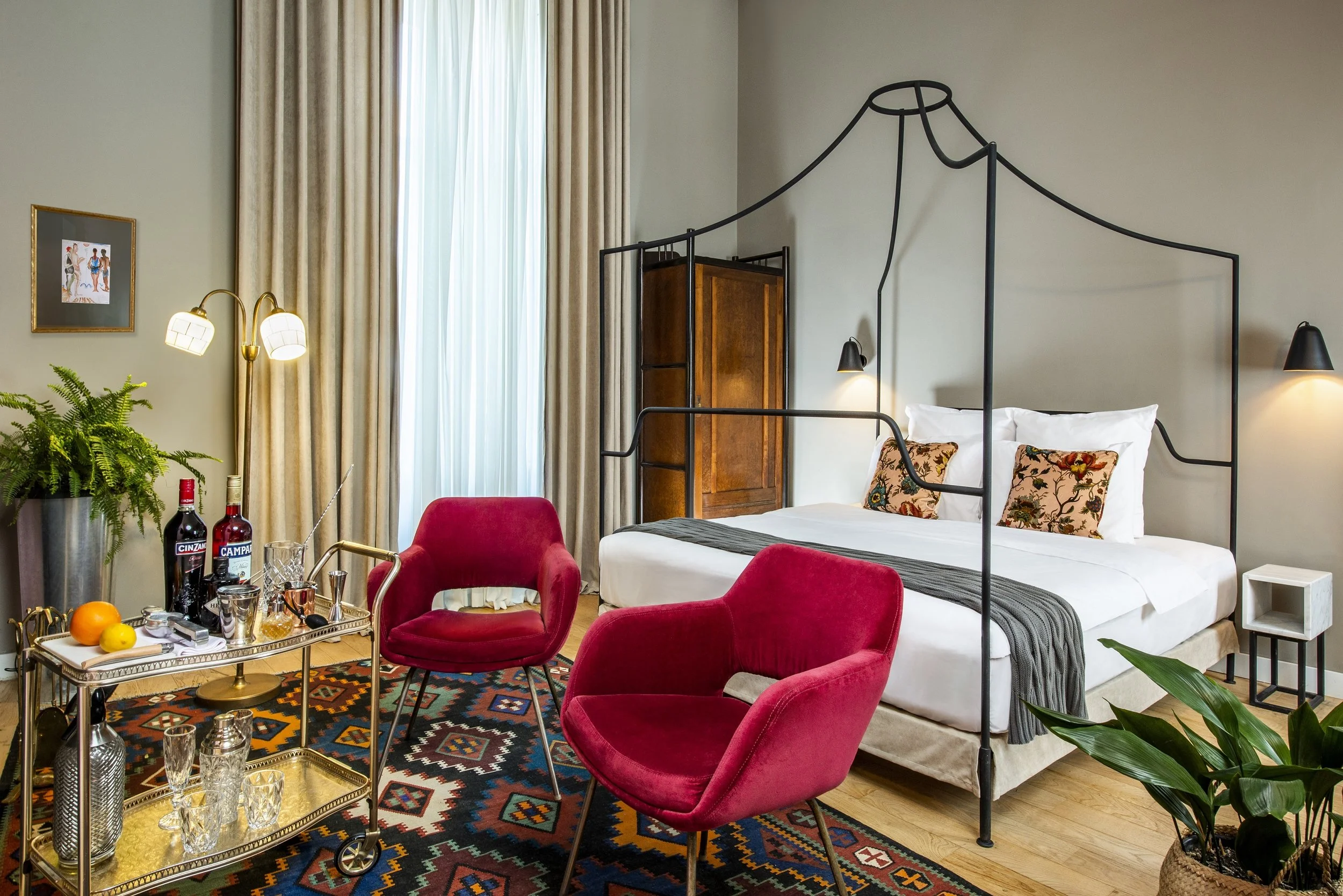 Modern Luxury Boutique Hotel