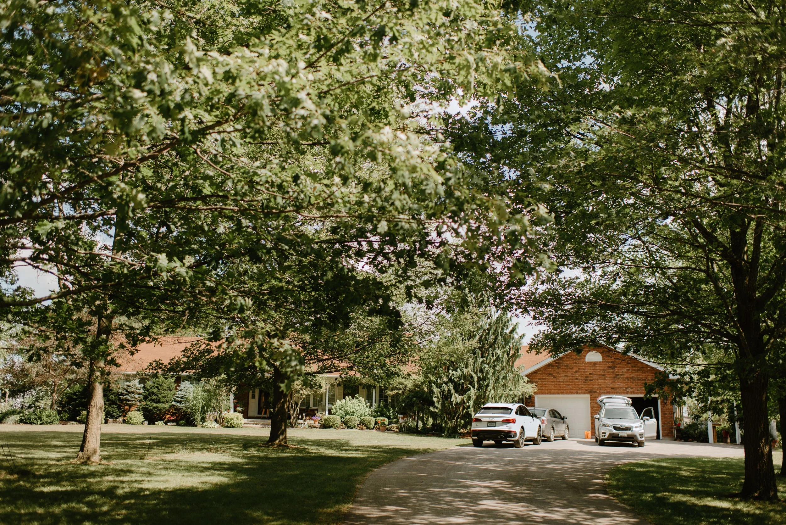 Peaceful Family Farm Wedding I Sara Monika