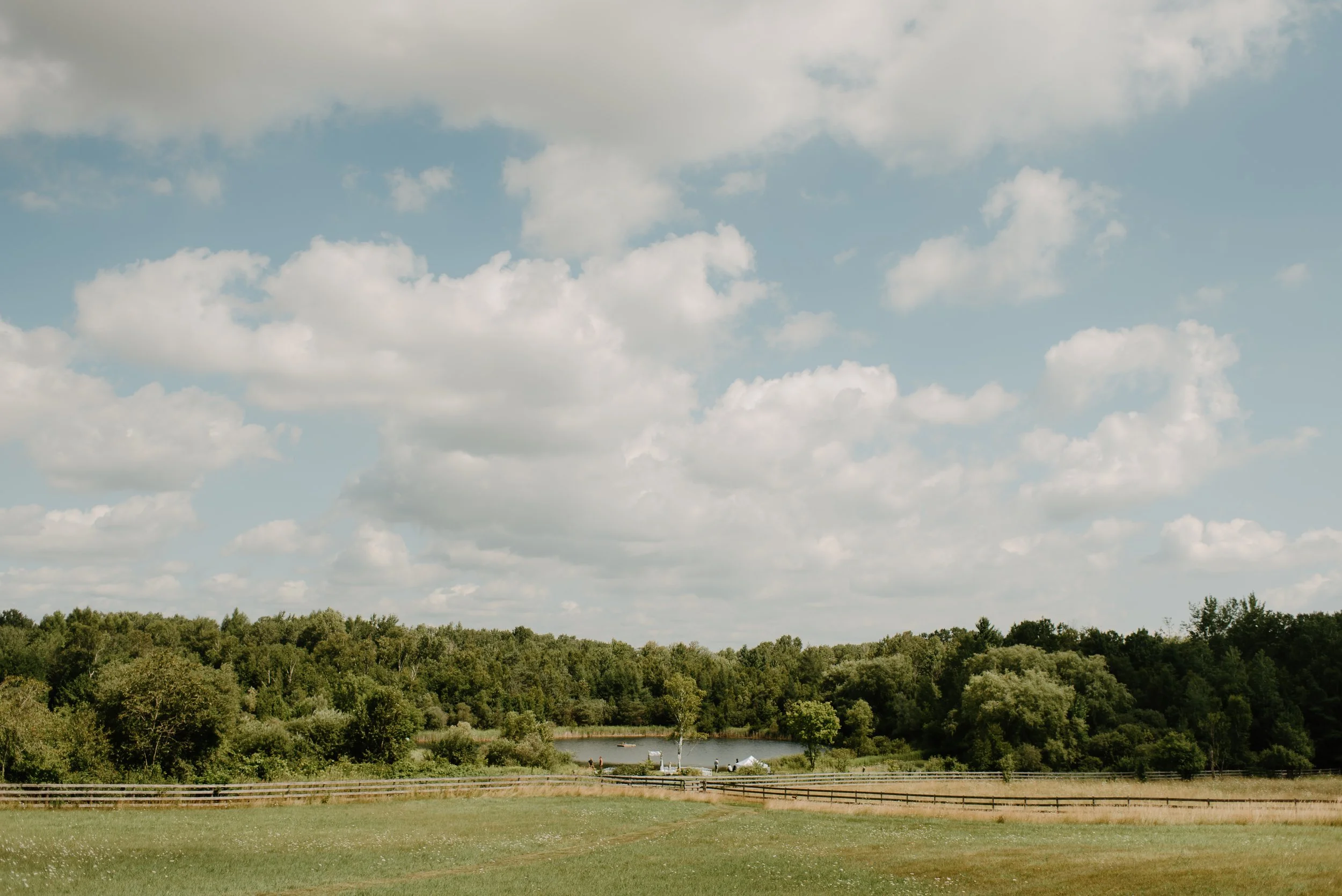 Peaceful Family Farm Wedding I Sara Monika