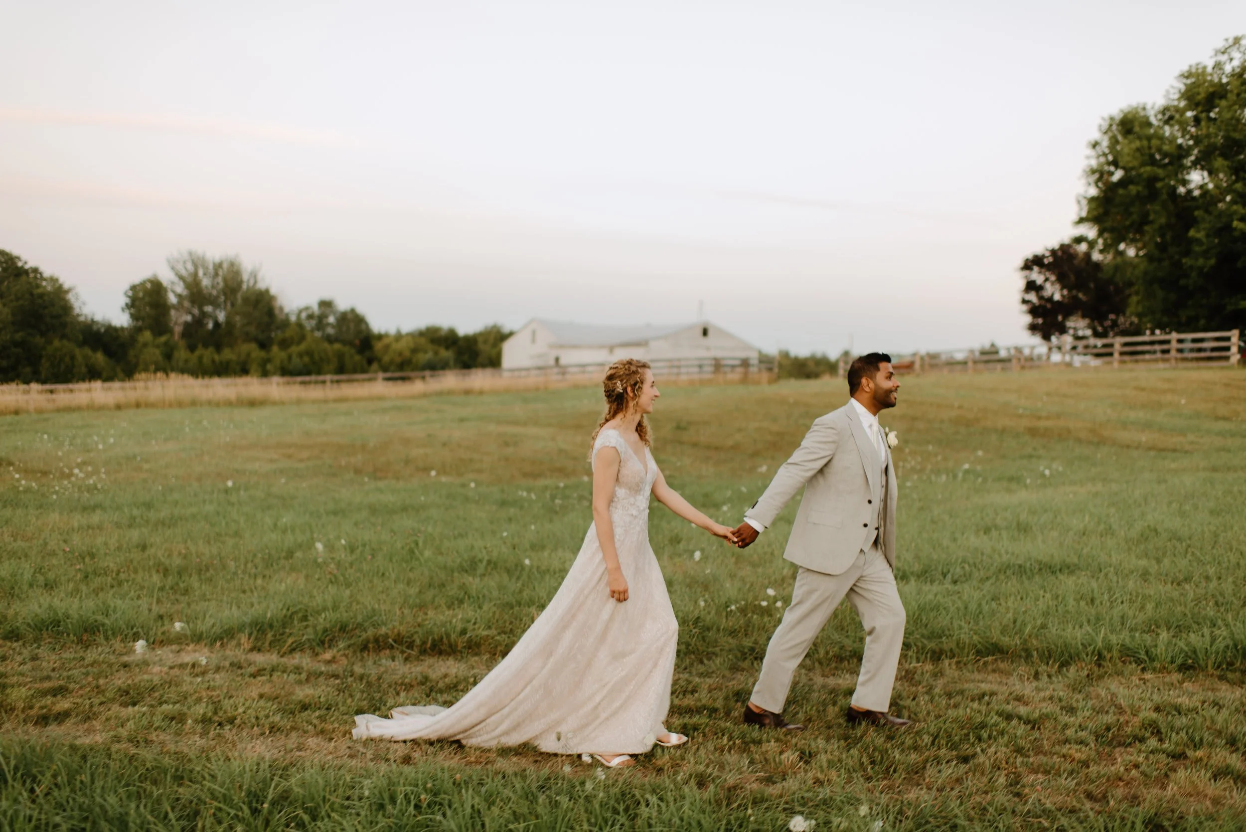 Peaceful Family Farm Wedding I Sara Monika