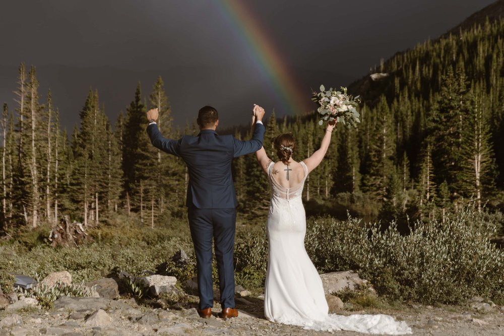 Minimalist Weddings: Beauty and Joy in Simplicity