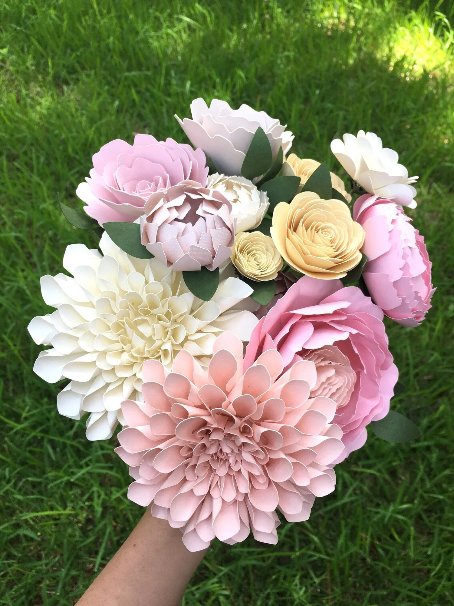 Sustainable Wedding Flowers: A Guide to Sourcing Environmentally ...