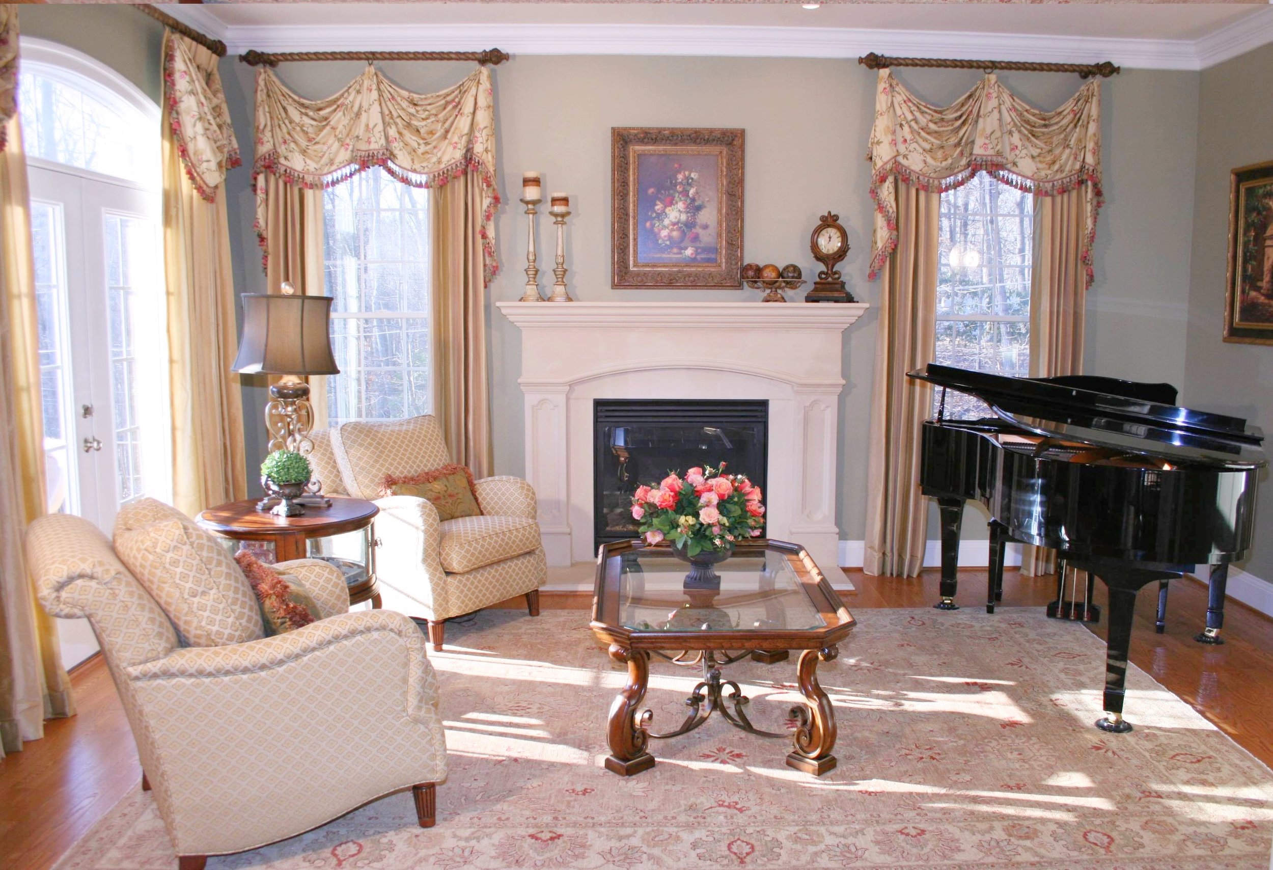 Traditional Formal Living Rooms