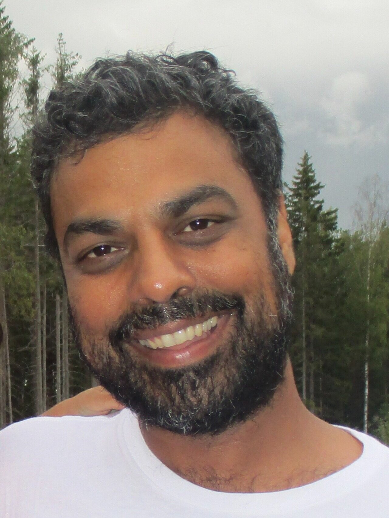 Raj bio — For Youth Initiative