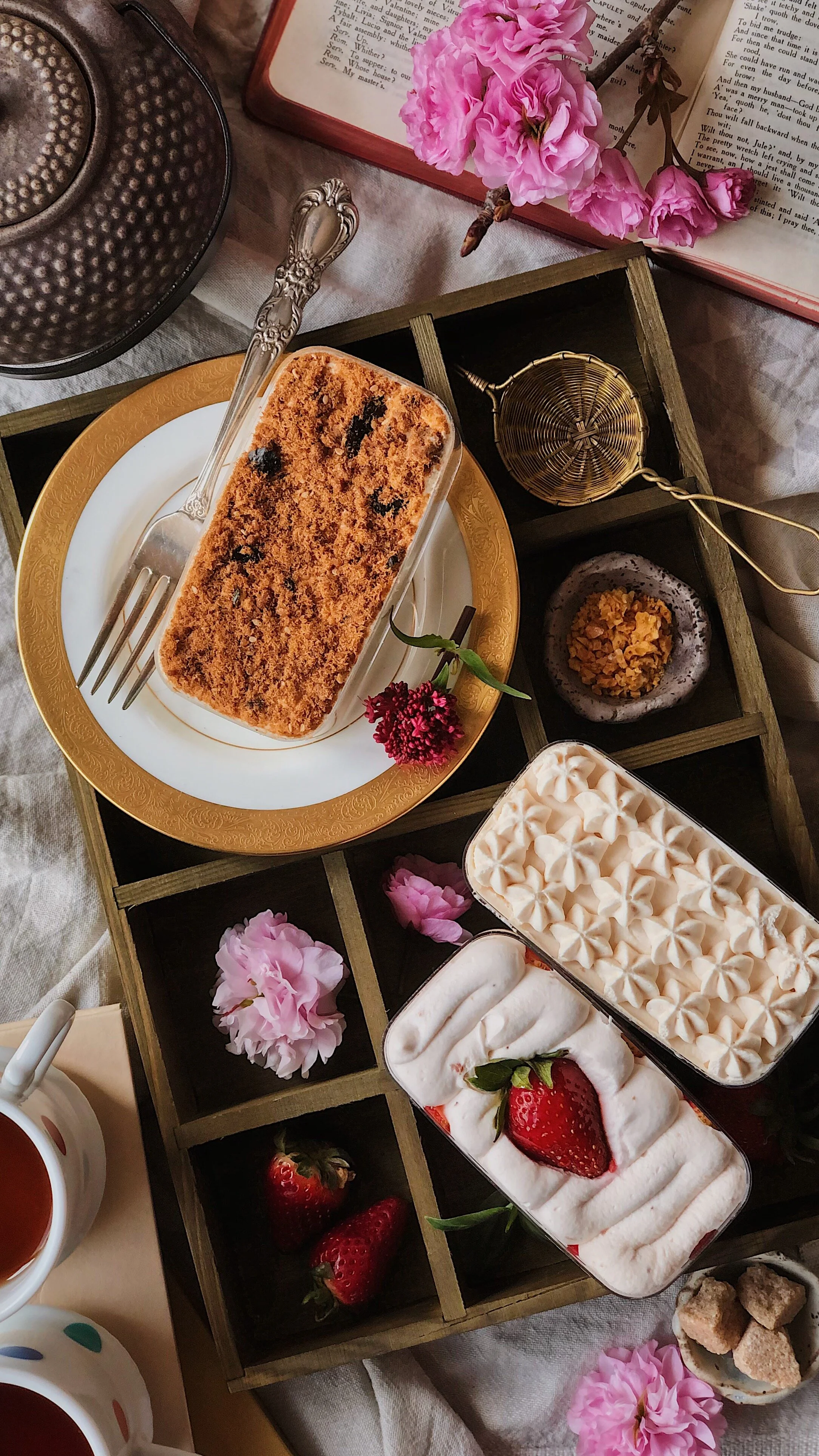 Photoshoot for Hanabi Cakes — Lily Morello