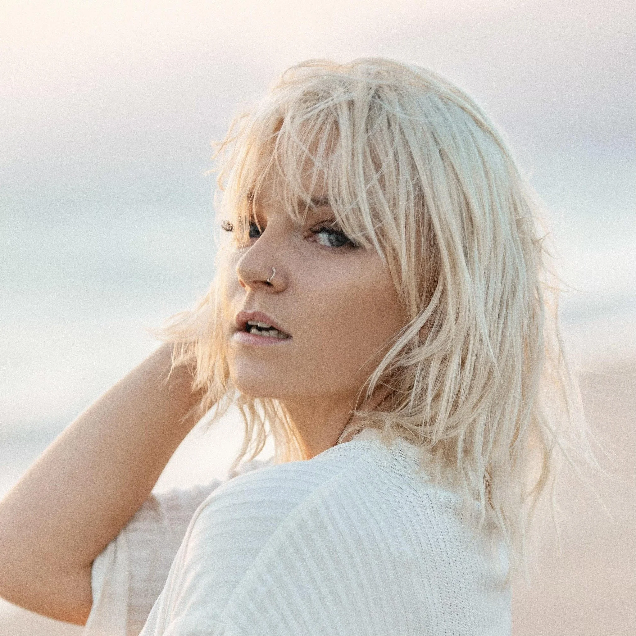 avalon Releases "how to lie" - An intimate portrait of unreciprocated ...