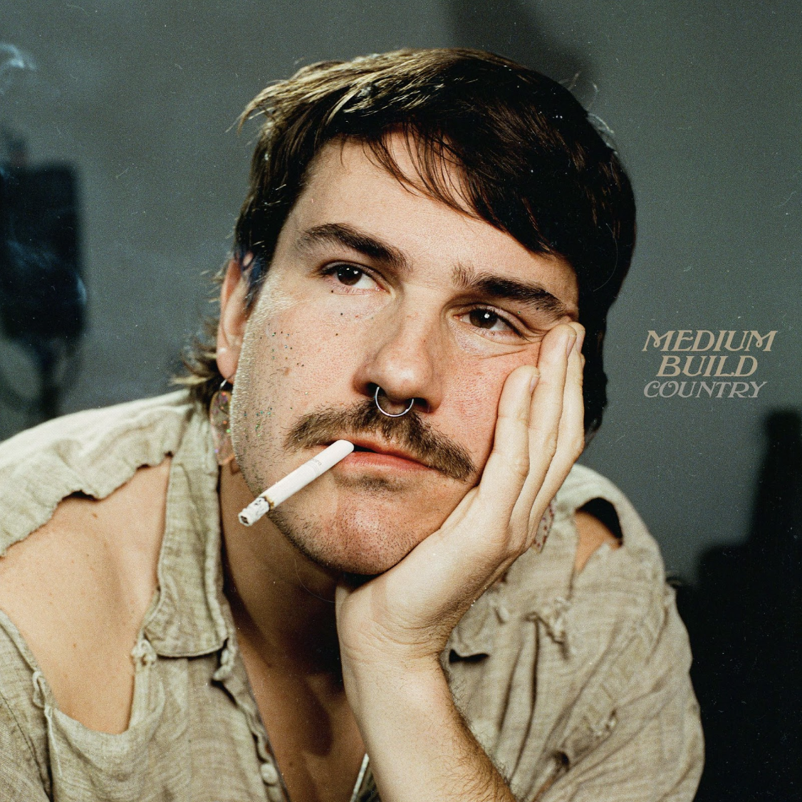 MEDIUM BUILD’S HIGHLY ANTICIPATED DEBUT FULL LENGTH ALBUM 'COUNTRY' OUT ...
