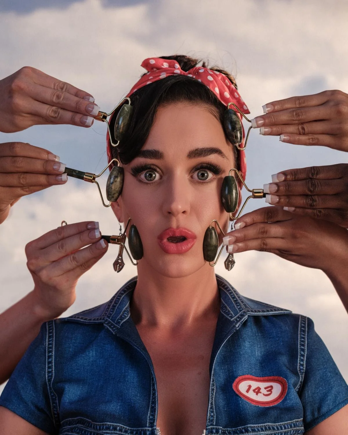 KATY PERRY DROPS 1432, THE DELUXE EDITION WITH FOUR ADDITIONAL SONGS ...