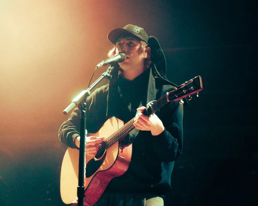 PORTER ROBINSON KICKS OFF STELLAR OPENING WEEKEND OF HIS SMILE! :D ...