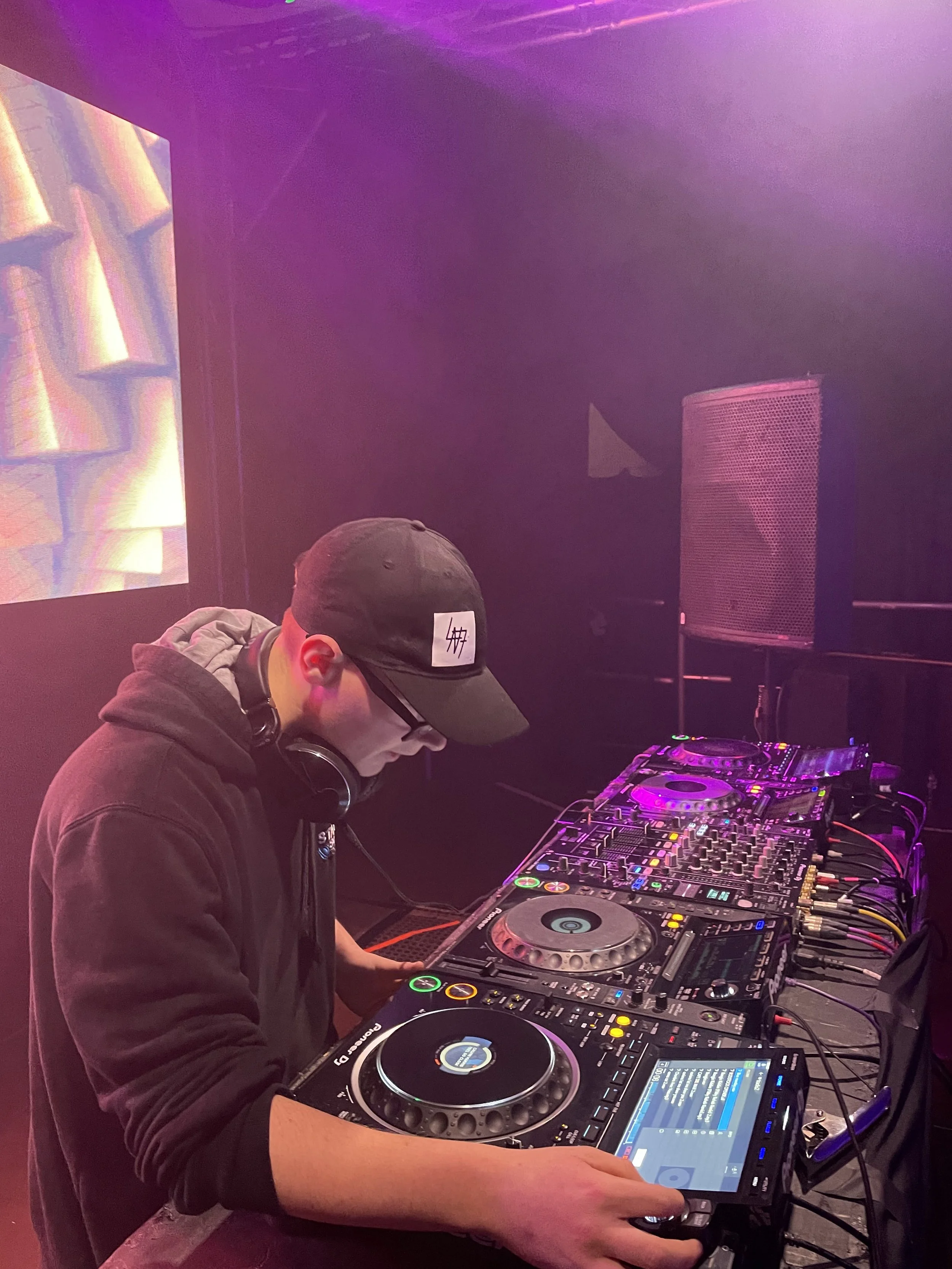 What we do — stage2sound