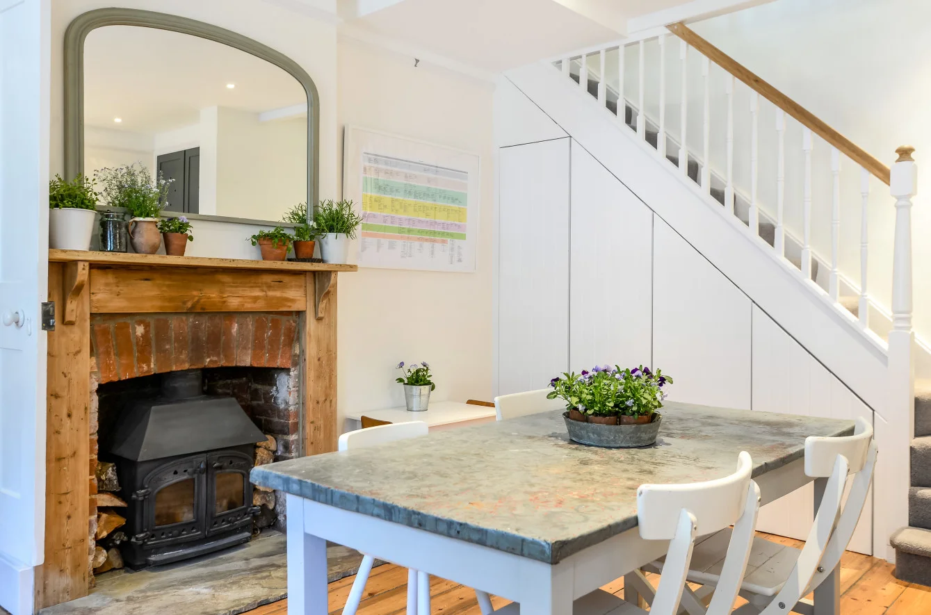 Gallery — White Cube Construction