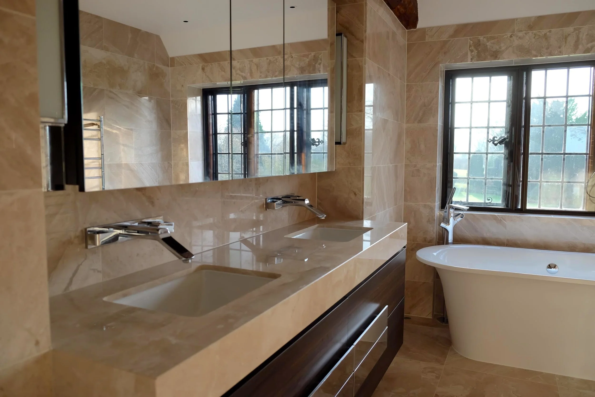 Gallery — White Cube Construction