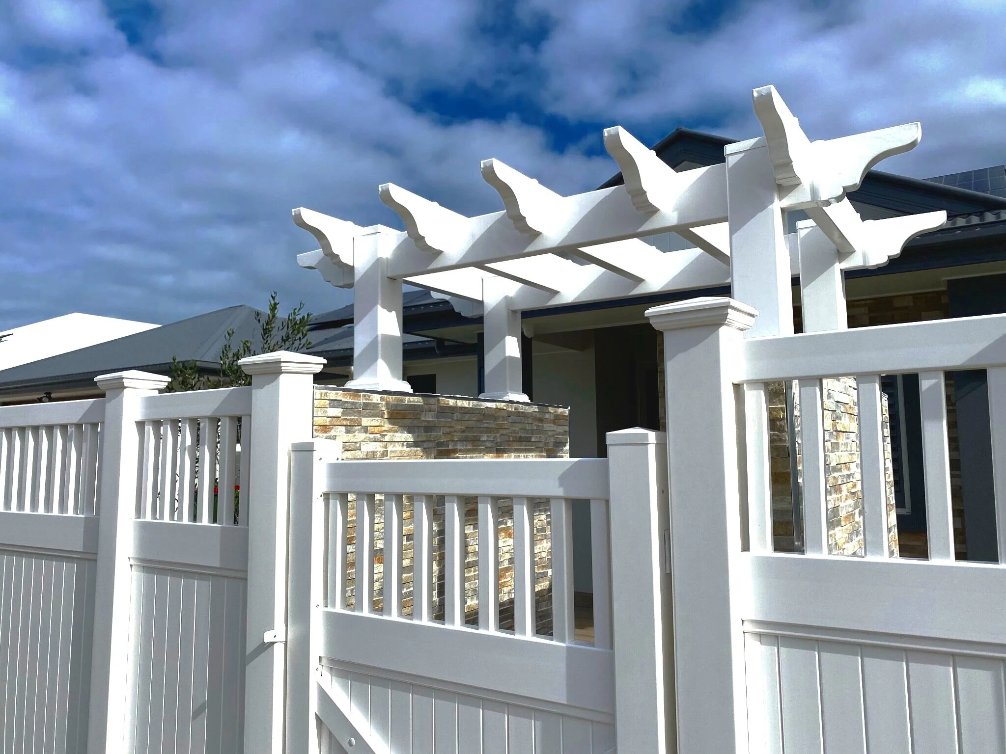 PVC Fence in Queensland: Brisbane, Sunshine/Gold Coast, Toowoomba ...