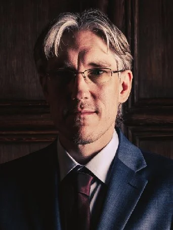Magician and Speaker - Chris Canfield