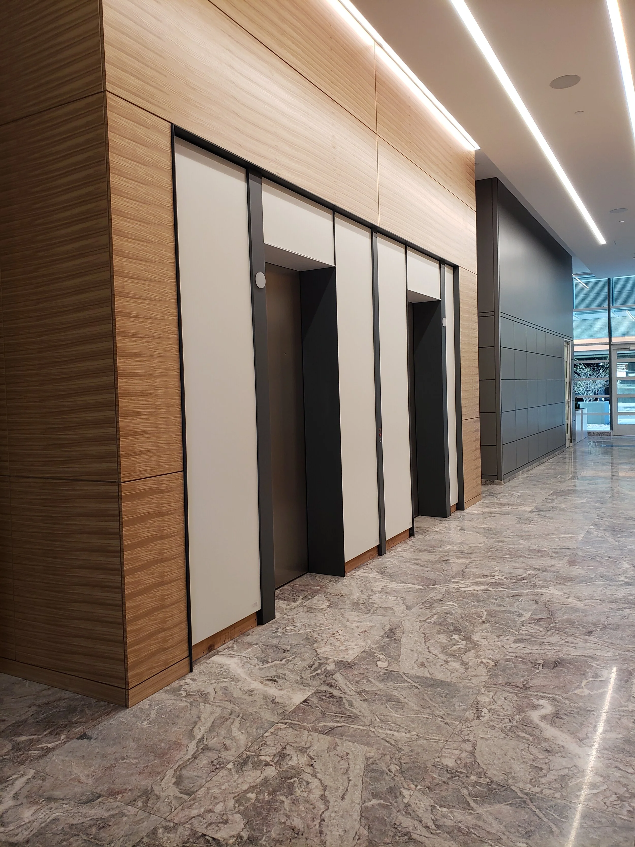 Building Architecture | 24th at Camelback | Magnum Companies