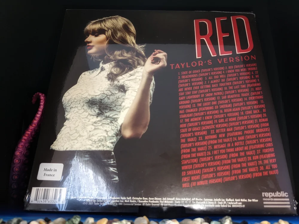 Taylor Swift Red Album Cover Deluxe Edition