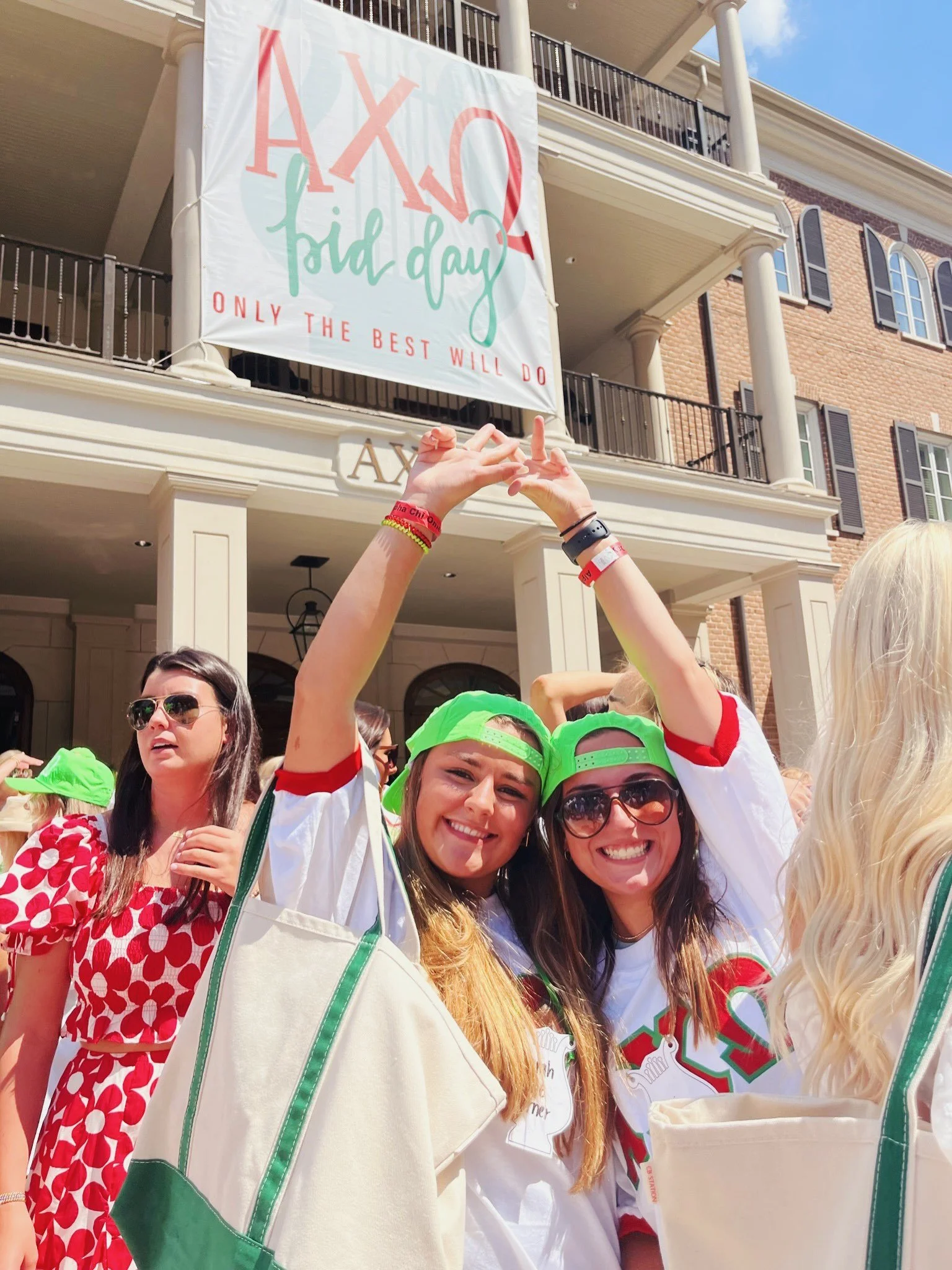 Alpha Chi Omega — THE UNIVERSITY OF ALABAMA PANHELLENIC ASSOCIATION