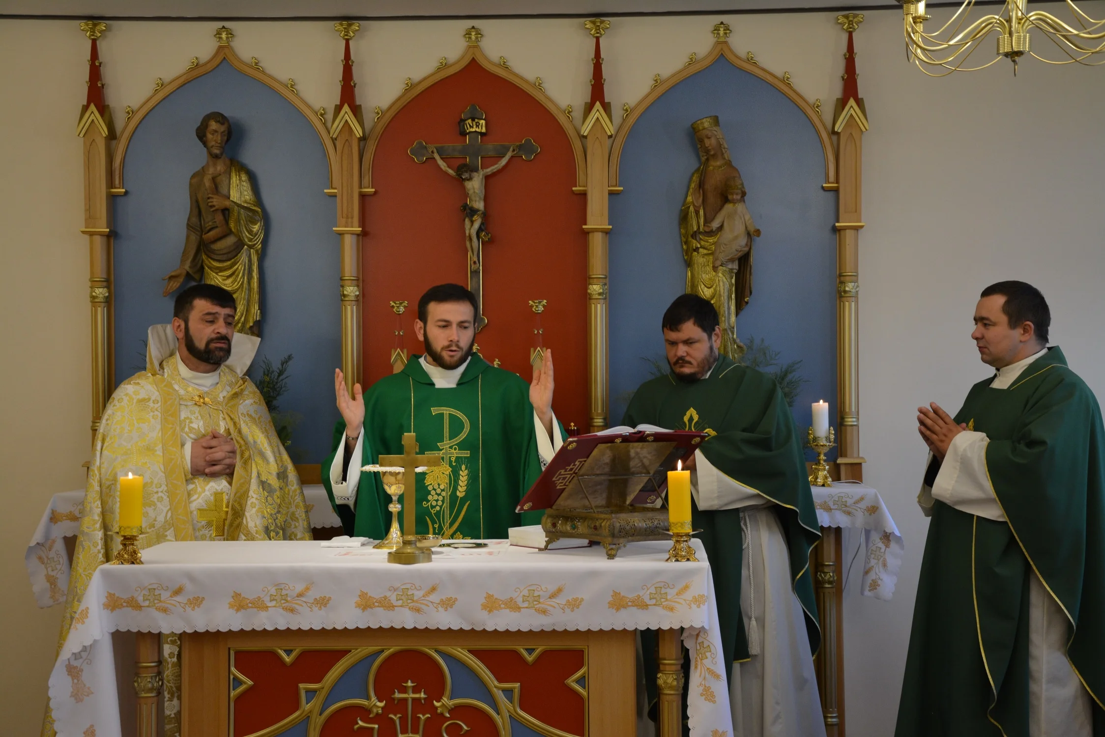 Mass Offerings Online with Aid to the Church in Need | Aid to the ...