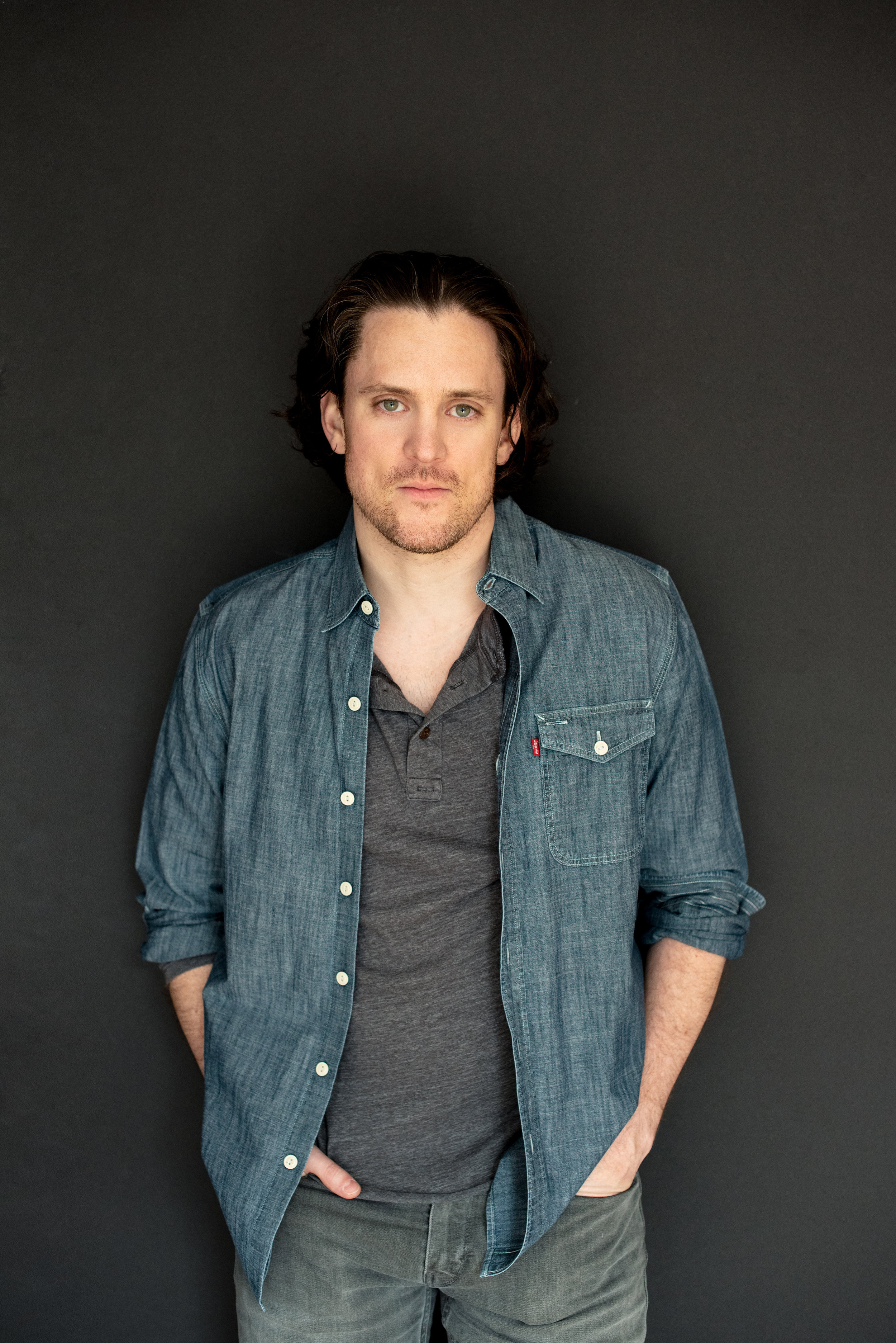 BEN JONES - Singer | Actor