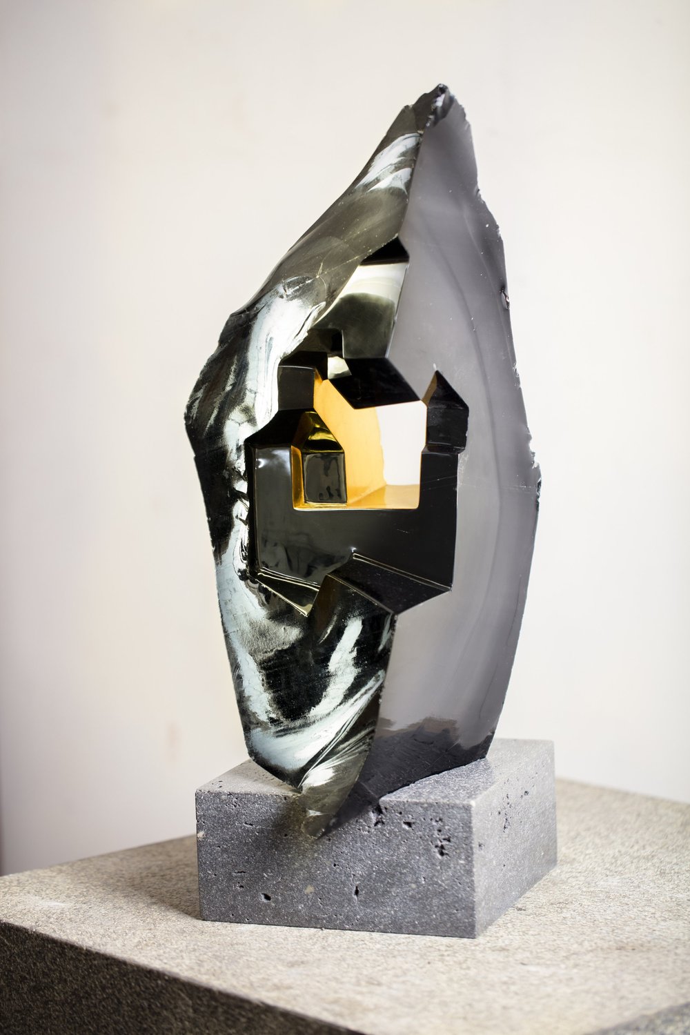 UNTITLED S/T Obsidian and Gold sculpture — Marion Friedmann Gallery ...