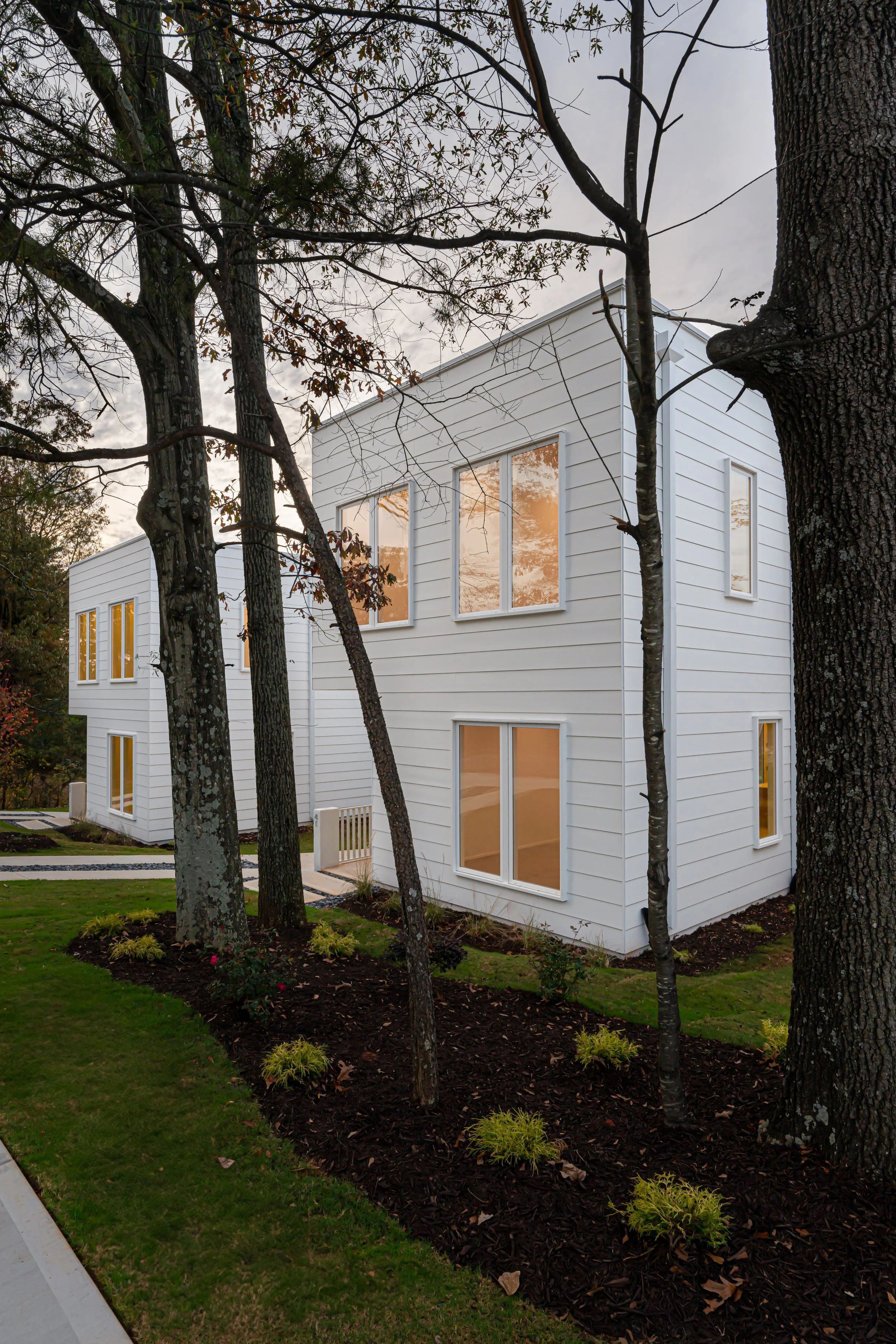 BAYWOOD HOUSES — BOYD ARCHITECTS