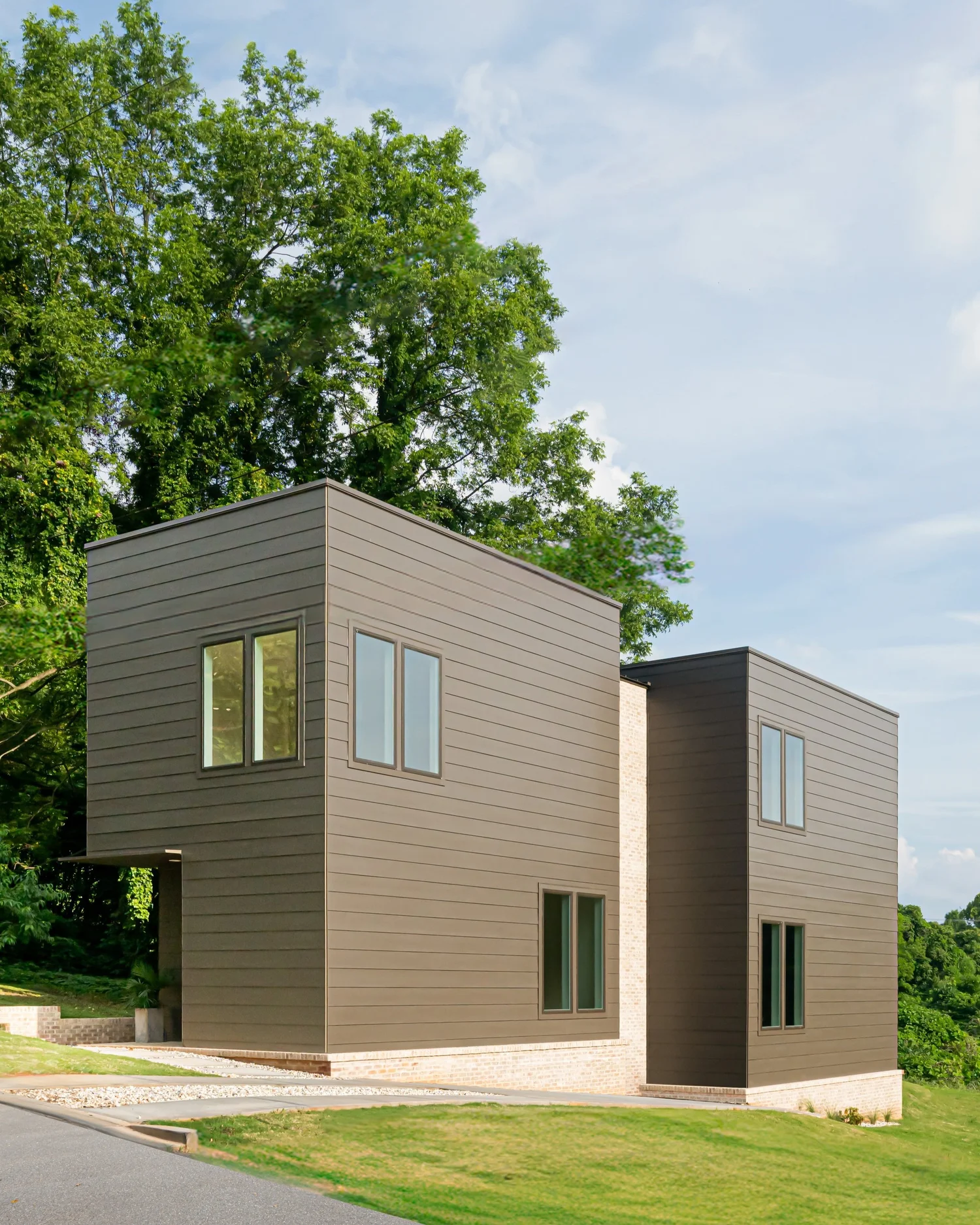 HILLY HOUSE — BOYD ARCHITECTS