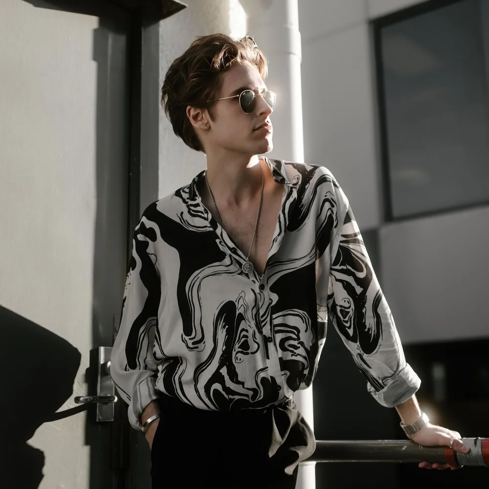 DJ LINE-UP — Freeman & grey