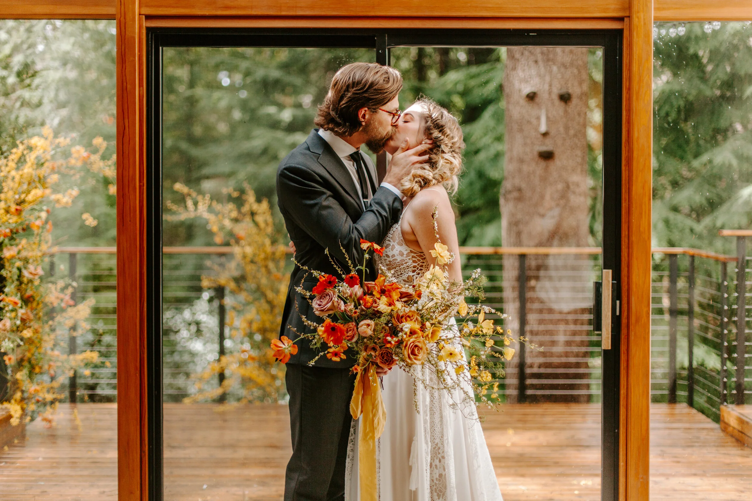 Oregon Elopement at the Woodlands House | Portland Adventure Elopement ...