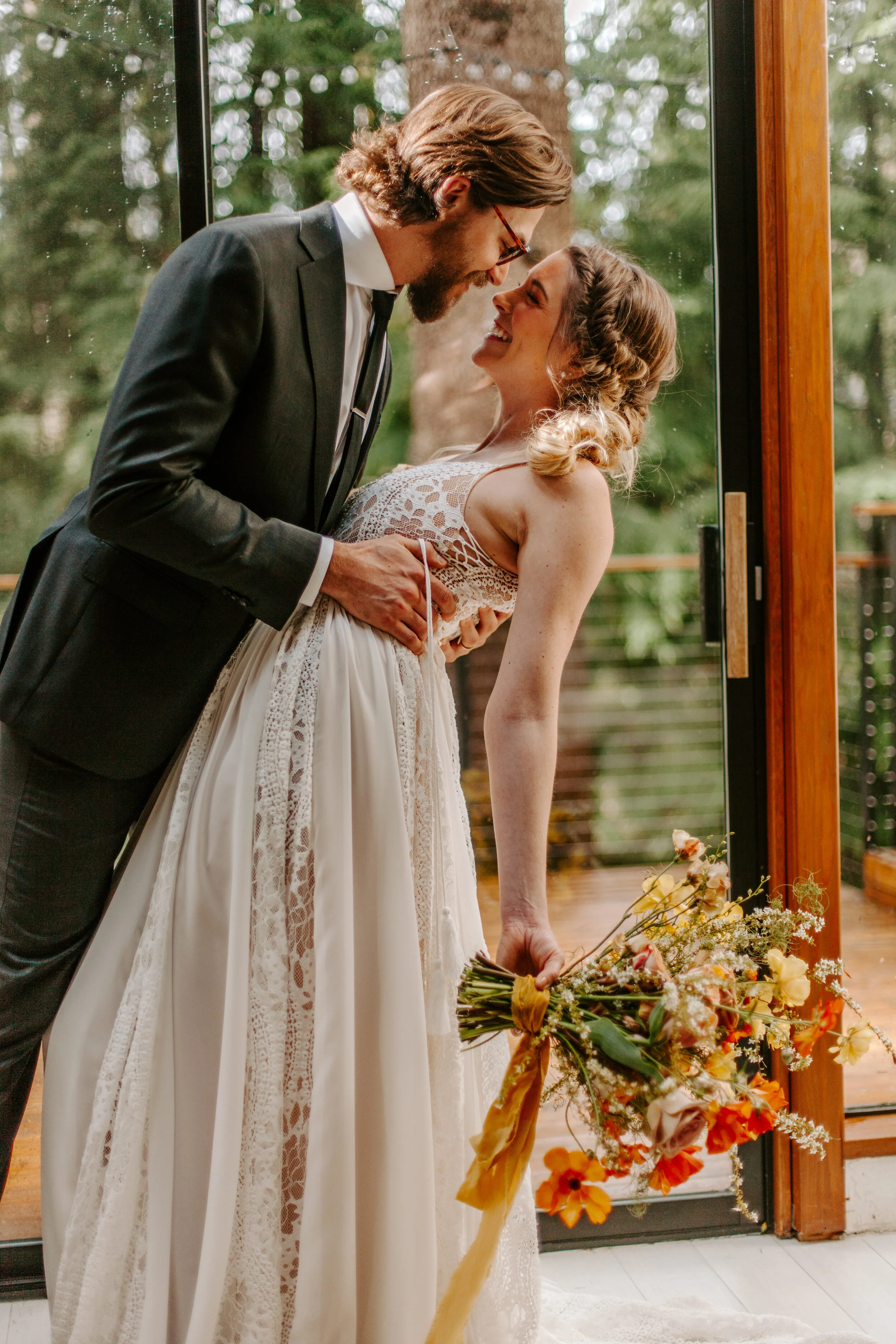 Oregon Elopement at the Woodlands House | Portland Adventure Elopement ...