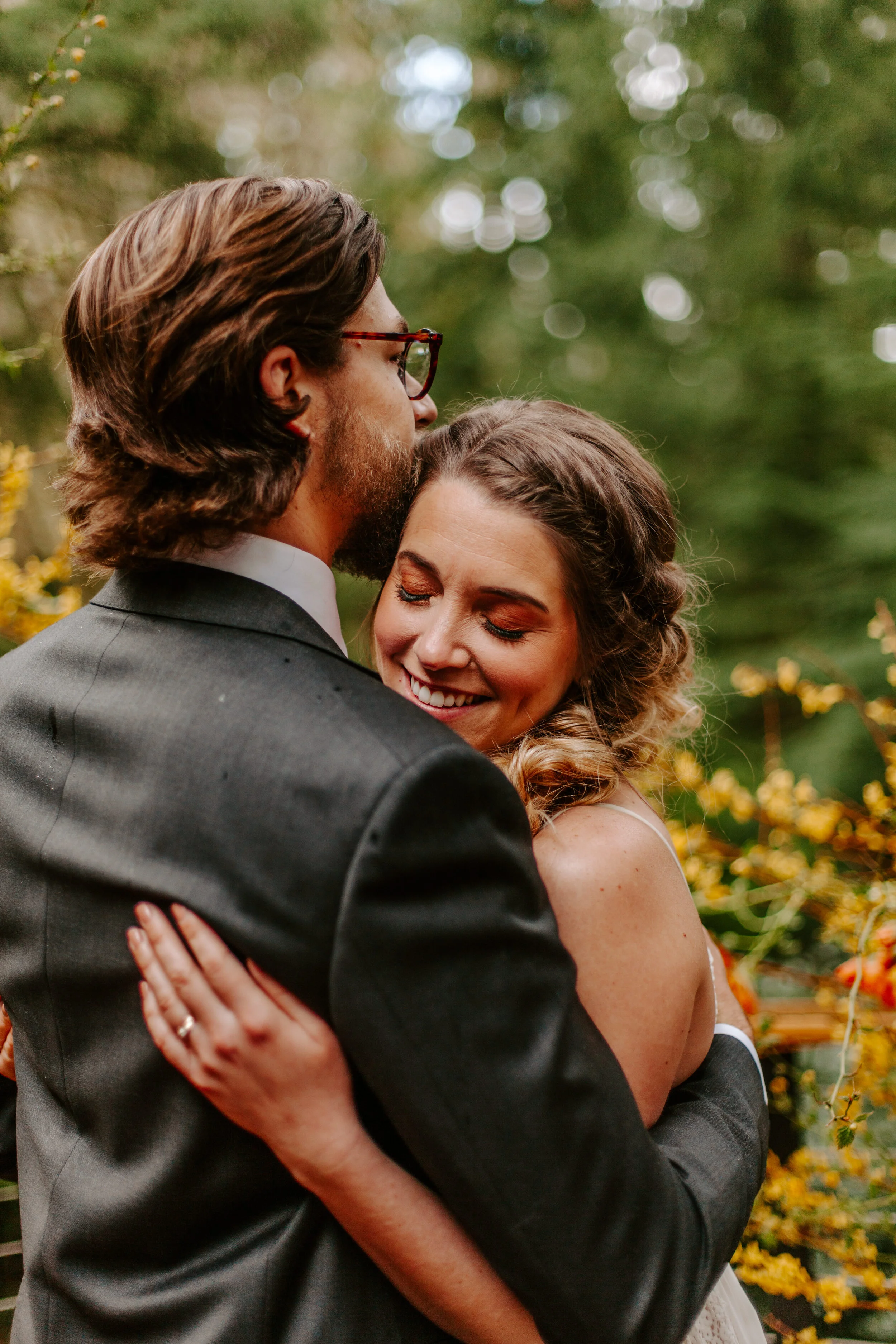Oregon Elopement at the Woodlands House | Portland Adventure Elopement ...