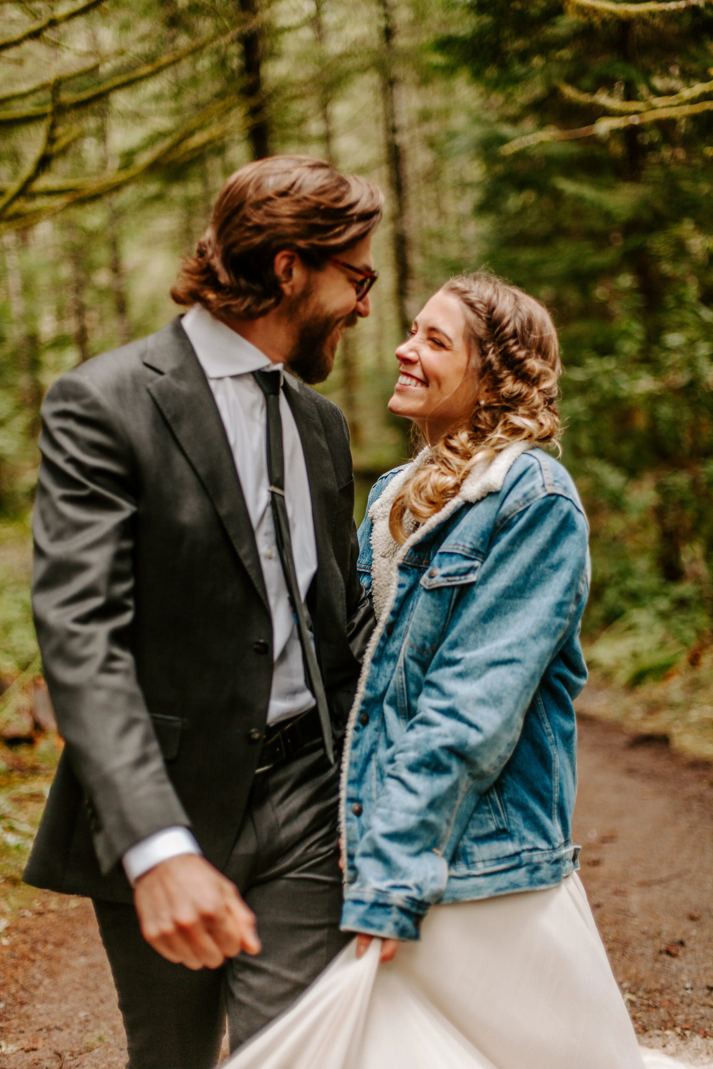 Oregon Elopement at the Woodlands House | Portland Adventure Elopement ...