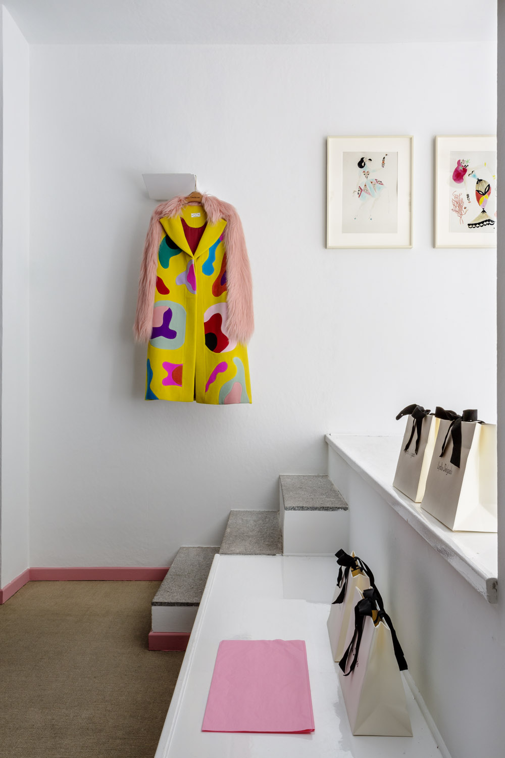 Tiendas — Lydia Delgado