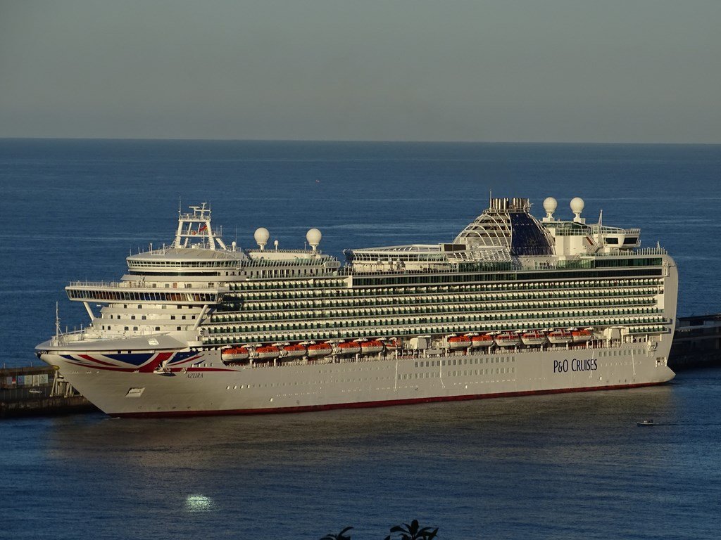2025/2026 Cruise Guide for Visiting the Azores — Cruise Lowdown